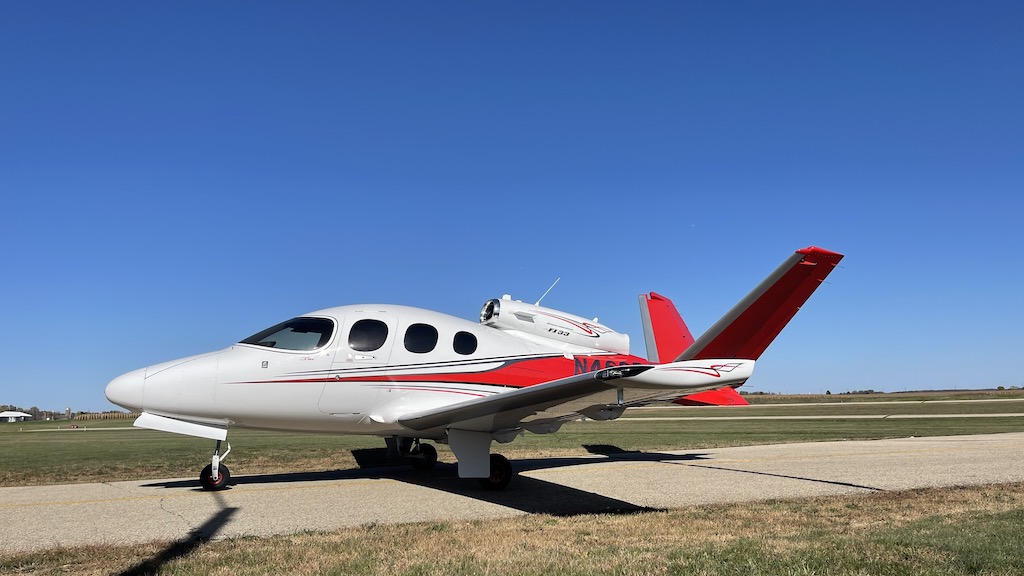 SOLD 2018 CIRRUS SF50 G1 Vision Jet N462BG Lone Mountain Aircraft sold-2018-cirrus-sf50-g1-vision-jet-n462bg-lone-mountain-aircraft