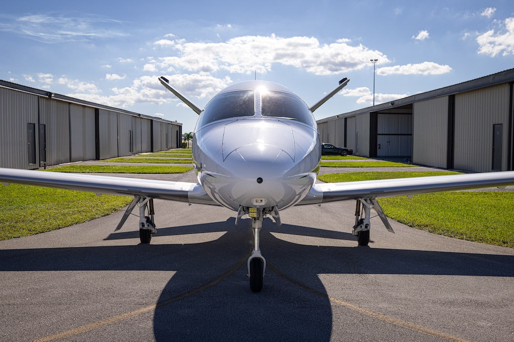 SOLD: 2020 CIRRUS SF50 G2 Vision Jet (N11GL) | Lone Mountain Aircraft