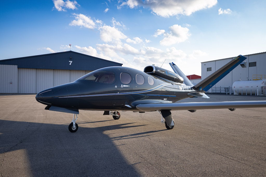 SOLD: 2020 CIRRUS SF50 G2 Vision Jet (N21VJ) | Lone Mountain Aircraft