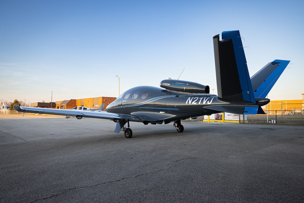 SOLD: 2020 CIRRUS SF50 G2 Vision Jet (N21VJ) | Lone Mountain Aircraft
